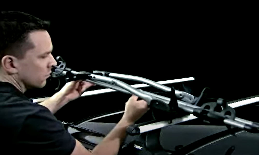 THULE PRORIDE BLACK - 598002 **NEEDS 8895 WITH SQUARE BARS**